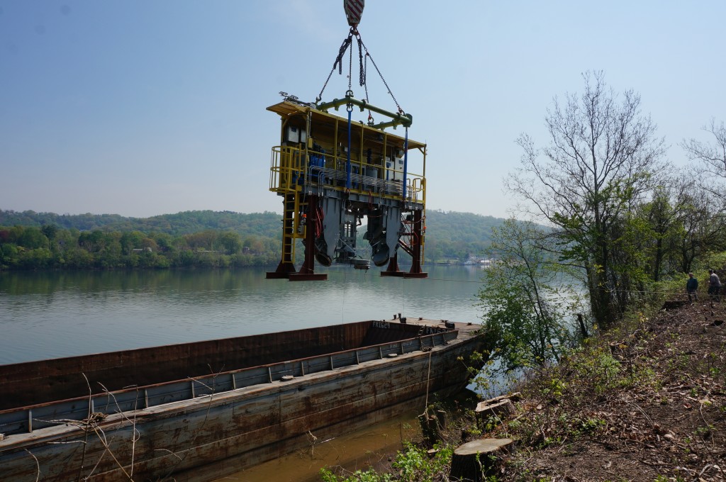 U-Tube Car Barge Shipment - Fab-Tec Industries, Inc